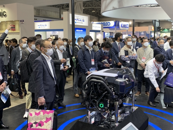 [日 WSEW] 활기 되찾은 WSEW 2023…新에너지 '격전지'